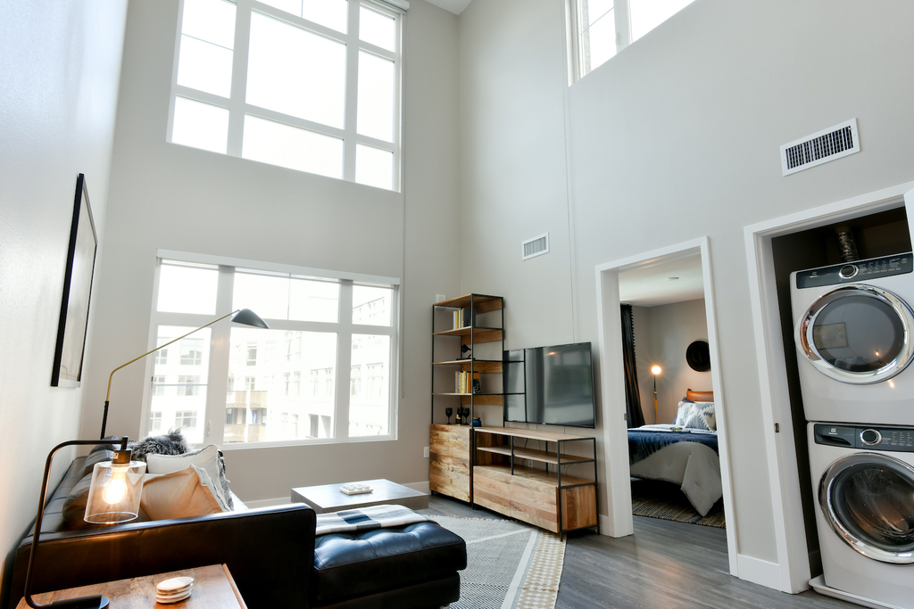 One Bedroom Apartment For Rent at Jack London Square