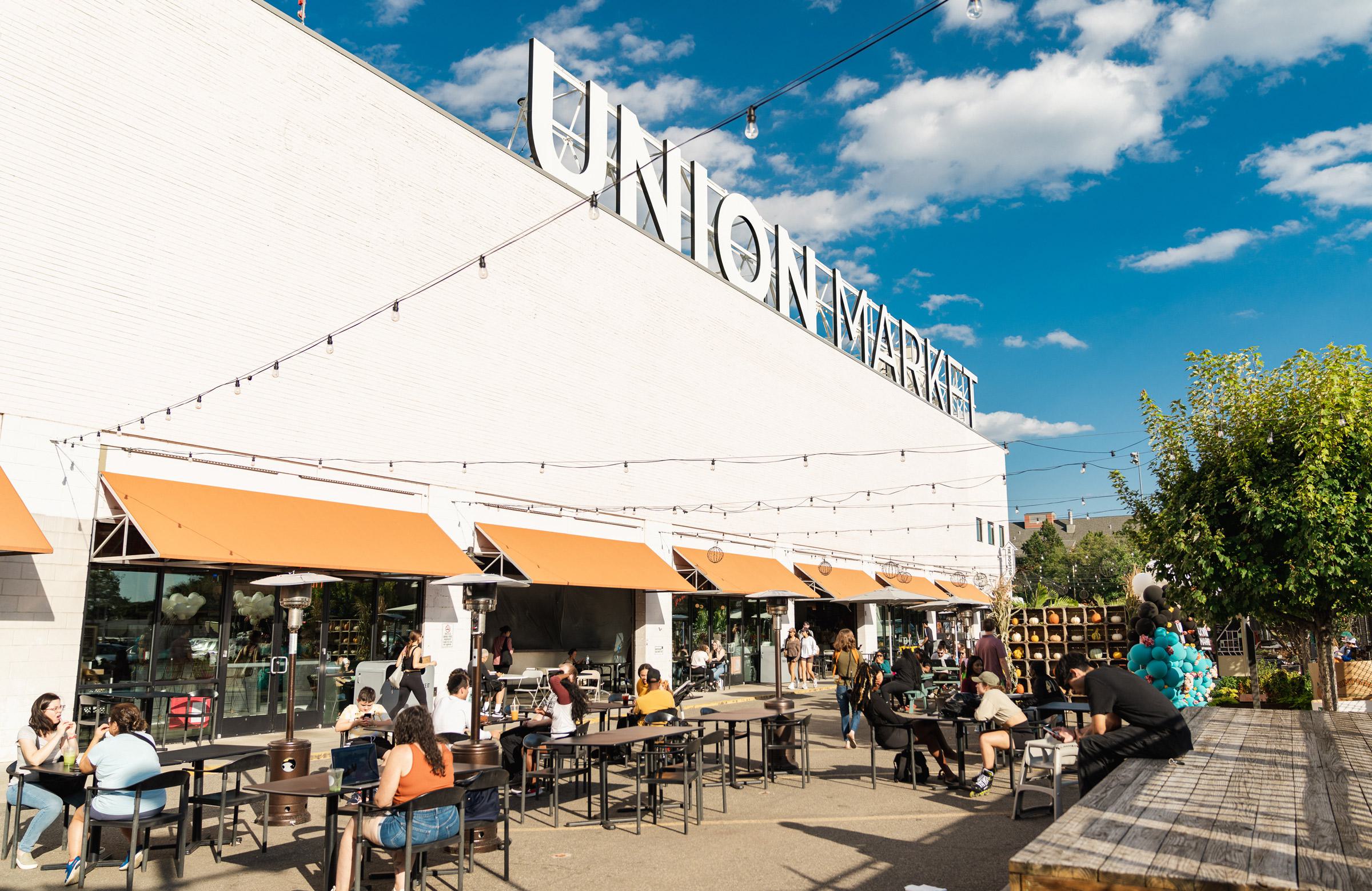 THEORY: Luxury New DC Apartments in NoMa-Union Market