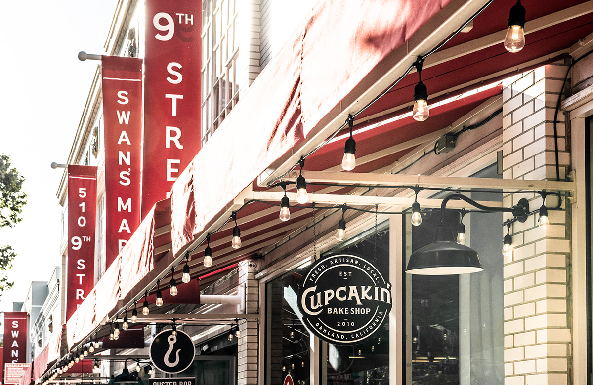 Downtown Oakland Apartments near BART | Atlas High-Rise Apts